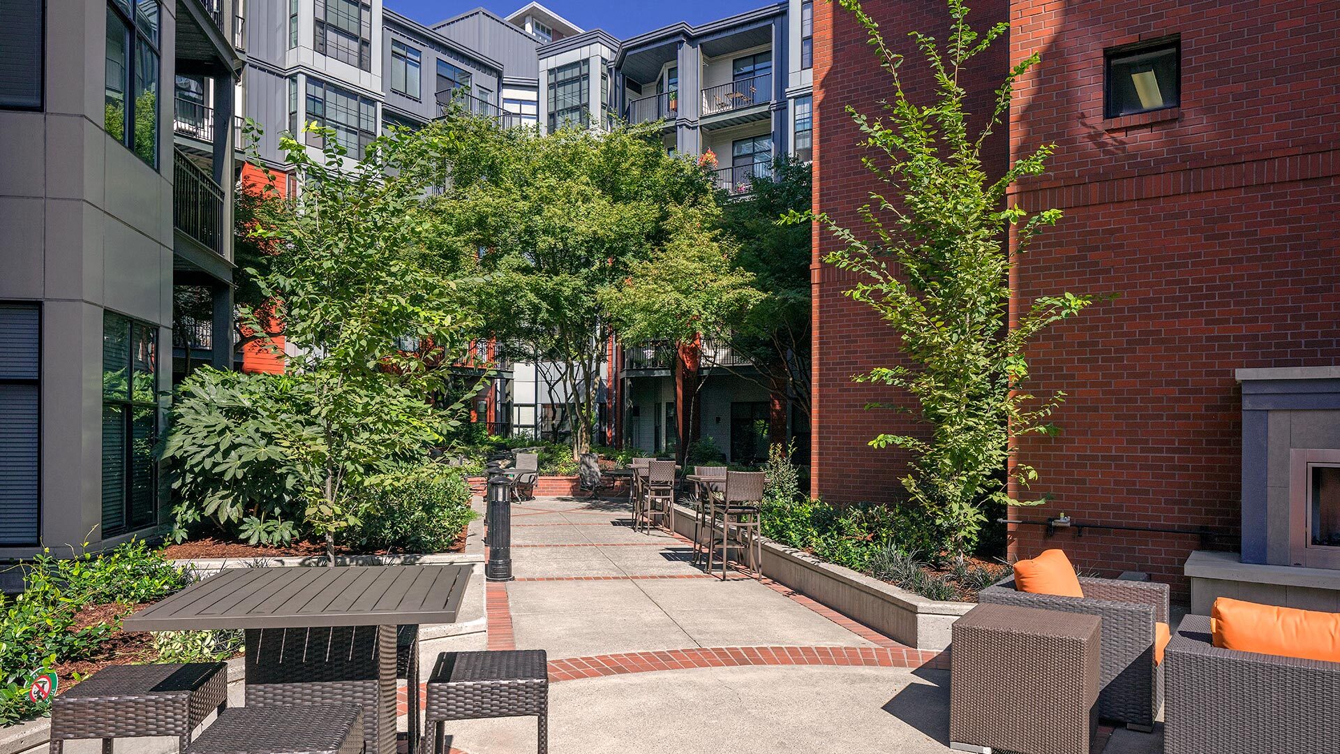 Gallery | Kearney Plaza